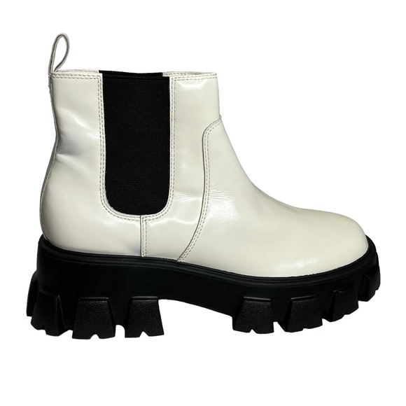 Villa Rouge | Shoes | Villa Rouge White Chelsea Packer Lug Bootie ...